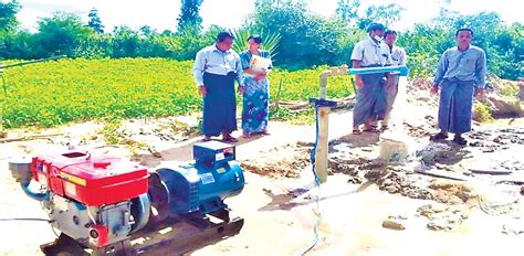 မကွေးမြို့နယ် လက်ပံရွာသစ်ကျေးရွာ၌ စက်ရေတွင်းတူးဖော်နေမှု အခြေအနေကို ကွင်းဆင်းစစ်ဆေး Myawady