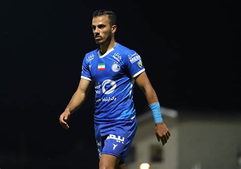 گزارش تصویری از دیدار تیم های نساجی مازندران و استقلال تهران