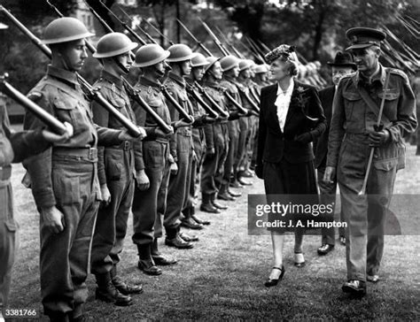 Clementine Hozier Photos And Premium High Res Pictures Getty Images