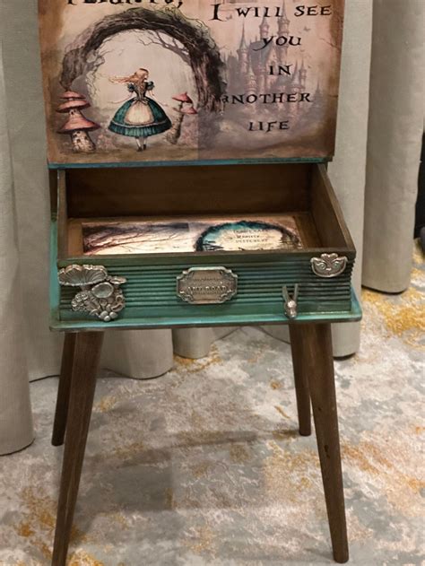 Vintage Style Alice In Wonderland Table Side Decoralice Furniture