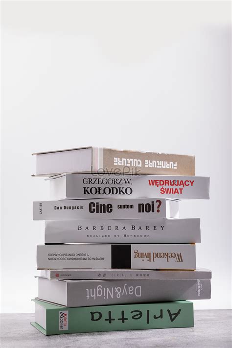 쌓인 책 사진 무료 다운로드 Lovepik