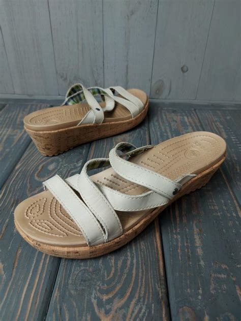 Шльопанці Crocs — ціна 350 грн у каталозі Шльопанці Купити жіночі речі за доступною ціною на