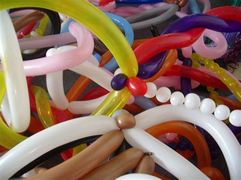 Balloon Twisting Workshop In Toronto