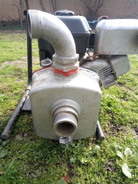 Бензинова помпа за вода Помпи поливни системи Харманли Продава се почти нова бензинов