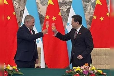 中洪联合公报将尽早互派大使