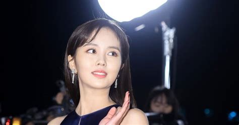 김소현 레드카펫에서 화보 촬영 중 [포토]