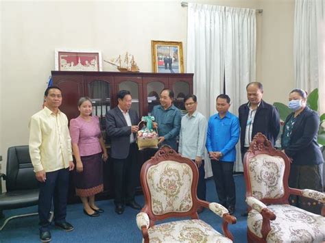 ຄະ ນະ ນຳພະ ແນກ ຖວ ທ ນວ ເຂົ້າ ອວຍ ພ ອນ ການ ນຳ ກະ ຊວງ ຖວ ທ