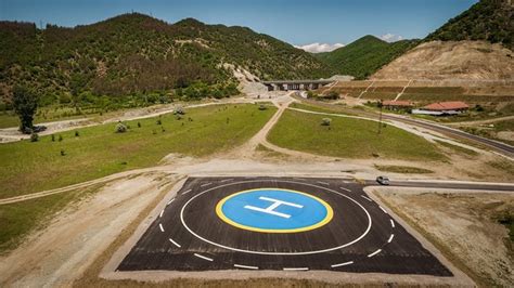 Dotbg Хеликоптери ще спасяват закъсали в тунел “Железница” на магистрала “Струма”