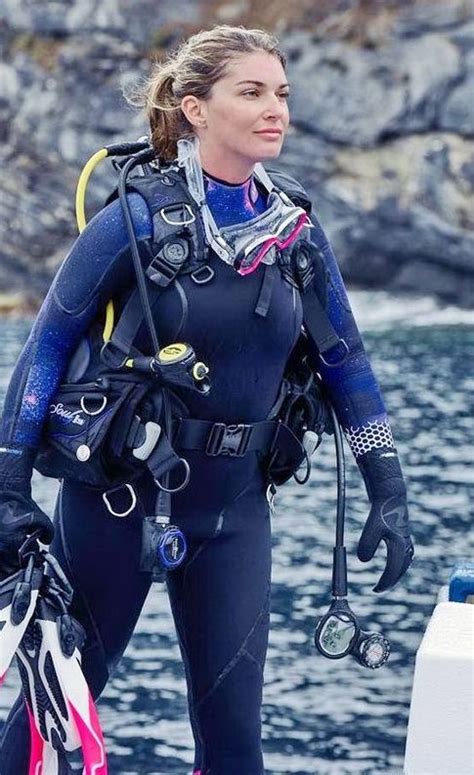 Pinterest Scuba Girl Wetsuit Wetsuit Girl Scuba Girl