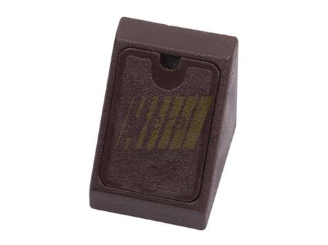 Купити Уголок одинарный пластиковый коричневый венге, ціна 1.29 грн. в ...