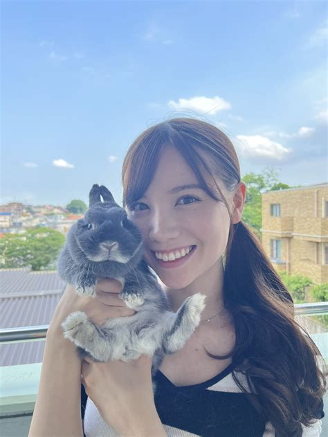 ミス慶應2023 No4 ホワイトヘッド ニコラ On Twitter 今日は家で飼ってるうさぎのこまちちゃんと写真撮ってみました🐰 ️ ほんとにほんとにほんとにうさぎちゃんって可愛くて