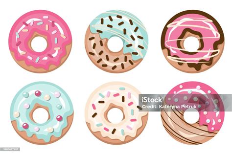 도넛 세트는 유약을 바르고 격리되어 있습니다 도넛에 색을 입히고 설탕 유약을 바르고 뿌립니다 핑크 크림 바닐라 초콜릿 프로스팅을 곁들인 맛있는 튀김 감미로운 롤 달콤한