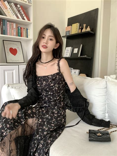 플라워 원피스 레이스 가디건 세트 끈나시 뷔스티에 레이스 패치 플레어 꽃무늬 쉬폰 롱 원피스 And 브이넥 리본끈 프릴 레이스