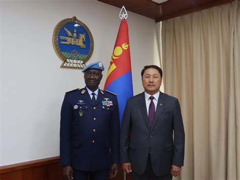 Батлан хамгаалахын сайд Г Сайханбаяр НҮБ ын ЕНБД ын цэргийн зөвлөх генерал Бирами Диопийг хүлээн