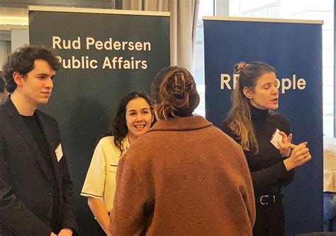 Simon Taylor On Linkedin Great Presentation From Rp Team At The Lse Careers Fair Today