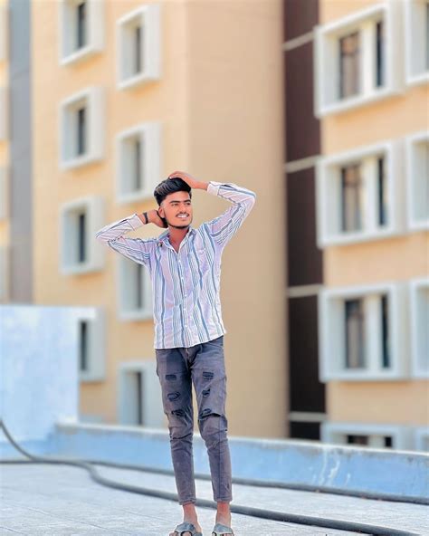 Ganesh Devkar 🚜🐣🌏 ️ ️‍🩹 Goa Kashmir Lovequotes Tiktok Pune Hdr