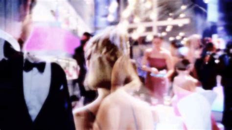 Chloe Sullivan • Looks Like Sex Youtube