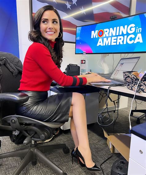 Kelsey Kernstine Rcelebnylons