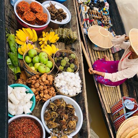 အင်းလယ်မှာ ရွှေကြာပန်း စွတ်လှမ်းလို့ မေ အင်းလေးထဲမှာ လည်မယ် ပတ်မယ် စားမယ် 😋😋😋 တစ