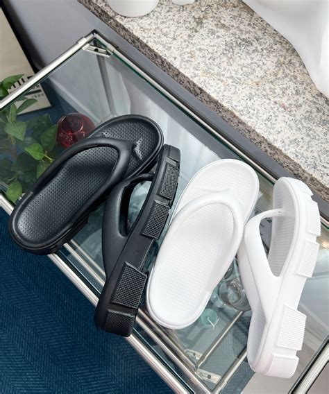 유유존 경량아쿠아쪼리 여름쪼리 바캉스 통굽쪼리 여성슬리퍼 패션슬리퍼 플립플랍