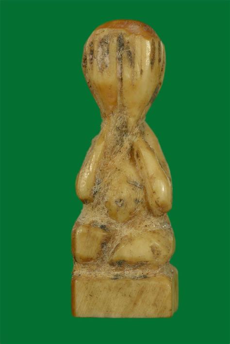 ปิดตางาแกะ หลวงปู่รอด ร้าน เดชศิริลักษ์