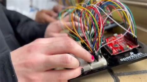 All Me And Some Friends Made A Small Synth For An Engineering Class