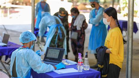 អាជ្ញាធរ តាម បណ្តា ខេត្ត កំពុង ជំ រុញ ឱ្យ ការ ចាក់ វ៉ាក់ សាំង ដូស ទី ៣ ត្រូវ បញ្ចប់ យ៉ាង ឆាប់