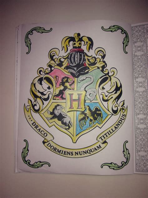 Хари Потър Книга за оцветяване ревю 1