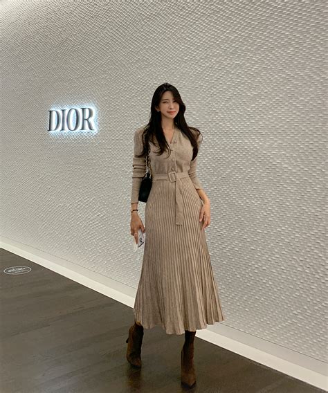 루니아 브이넥 플리츠 벨트 니트 롱 원피스3차 재진행신상데일리룩데일리겨울봄봄신상하객하객룩하객원피스모임룩슬림