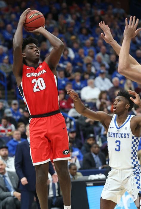 Photo Georgias Rayshaun Hammonds Shoots The Basketball