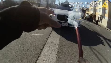 Video Shows A Cop Trying To Stop A Driverless Waymo Car Taxi