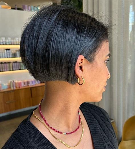 20 Feminine Rounded Bob Hairstyles For 2025 Bobs For Thin Hair Short