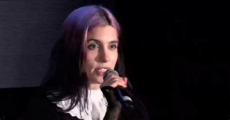 Miami Art Week Nadya Tolokonnikova De Pussy Riot Presentó Con Judy