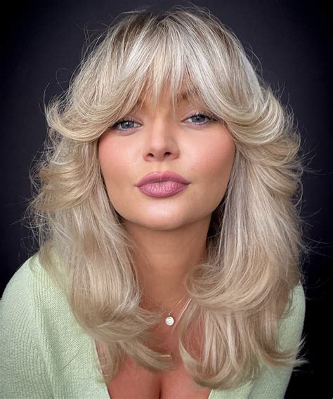 Feathered Bangs 90s