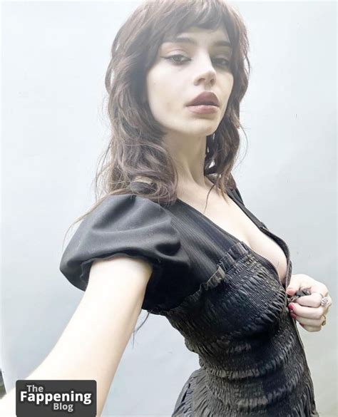 Sophie Thatcher Sexy Collection Photos Thefappening