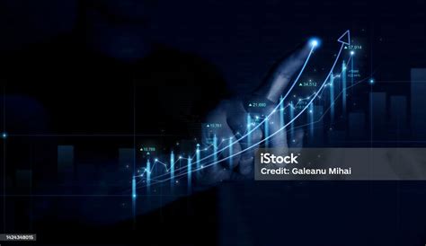 비즈니스의 성장 그래프 성공적인 비즈니스 성장 전략 및 상승 화살표로 목표 달성 사업 전략 개발 및 성장 계획 가격에 대한 스톡