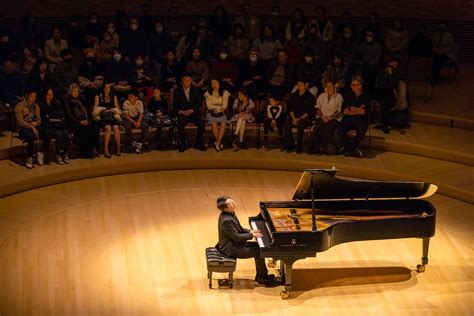 Lang Lang At Bing A Review By A Pianist And A Non Pianist