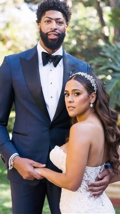 Why Anthony Davis Married A Waitress Marlen Polanco Youtube
