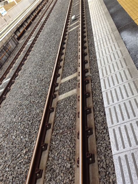 参宮橋駅の不思議な軌道 ミスターKの乗り鉄旅日記