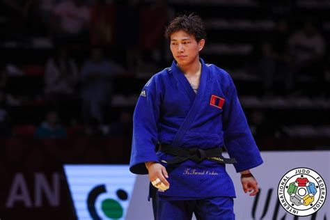 Ц Цогтбаатар үзэгчдийн суудалд шилжлээ