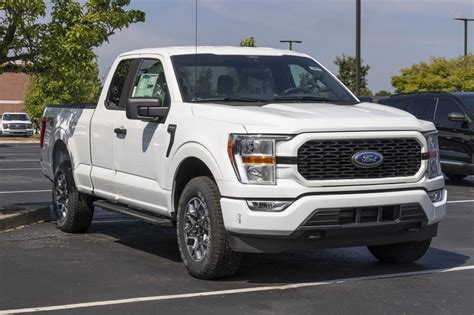 The 3 Different Types Of Pickup Truck Cabs Explained