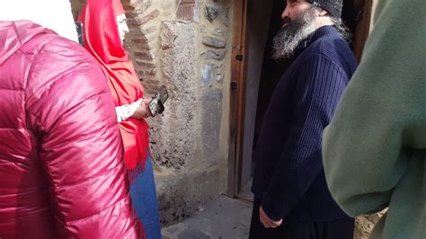 ქოზიფას მამათა მონასტერი ქარელის რაიონიდან 35 კმ ის დაშორებით მდ ძამას ხეობაში მდებარეობს