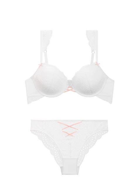 Aria White Lace Lingerie Set
