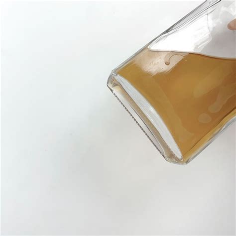 China 600ml Rectangular Whiskey Whisky Glass Bottles Manufacturers Suppliers And Factory