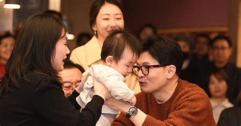 입조심 경계령 또 내렸다…한동훈 낮은 자세로 국민 눈높이 맞는 언행해야