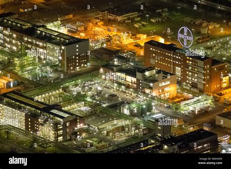 Chemiepark Bayer Dormagen Fotos Und Bildmaterial In Hoher Auflösung