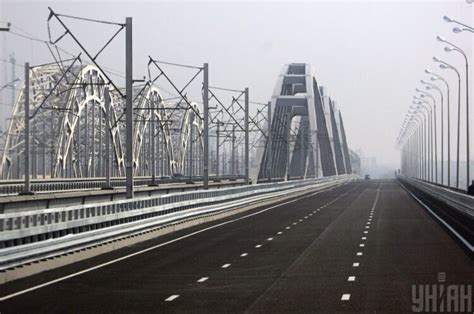 Уряд виділив 500 млн грн на добудову Дарницького мосту Mind Ua