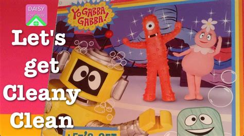 Book Read Along Yo Gabba Gabba Lets Get Cleany Clean Brobee Muno