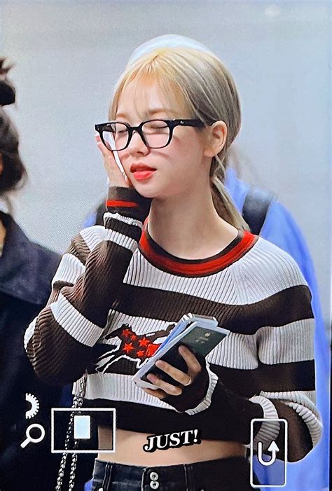 금발 너드 카리나 인스티즈 Instiz 인티포털 카테고리