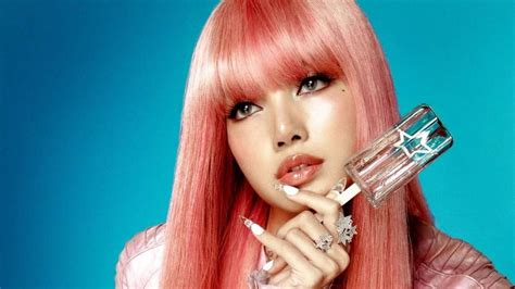 Lisa Dévoile Un Teaser Inspiré Des Comics Pour Son Album « Alter Ego Et Divise Les Fans